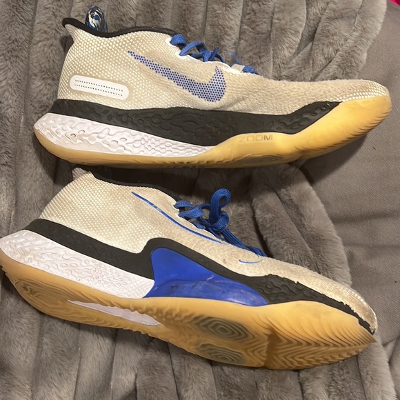 Nike | Shoes | Euc Nike React Zoom Size 8 Great Baller Show With Lots ...